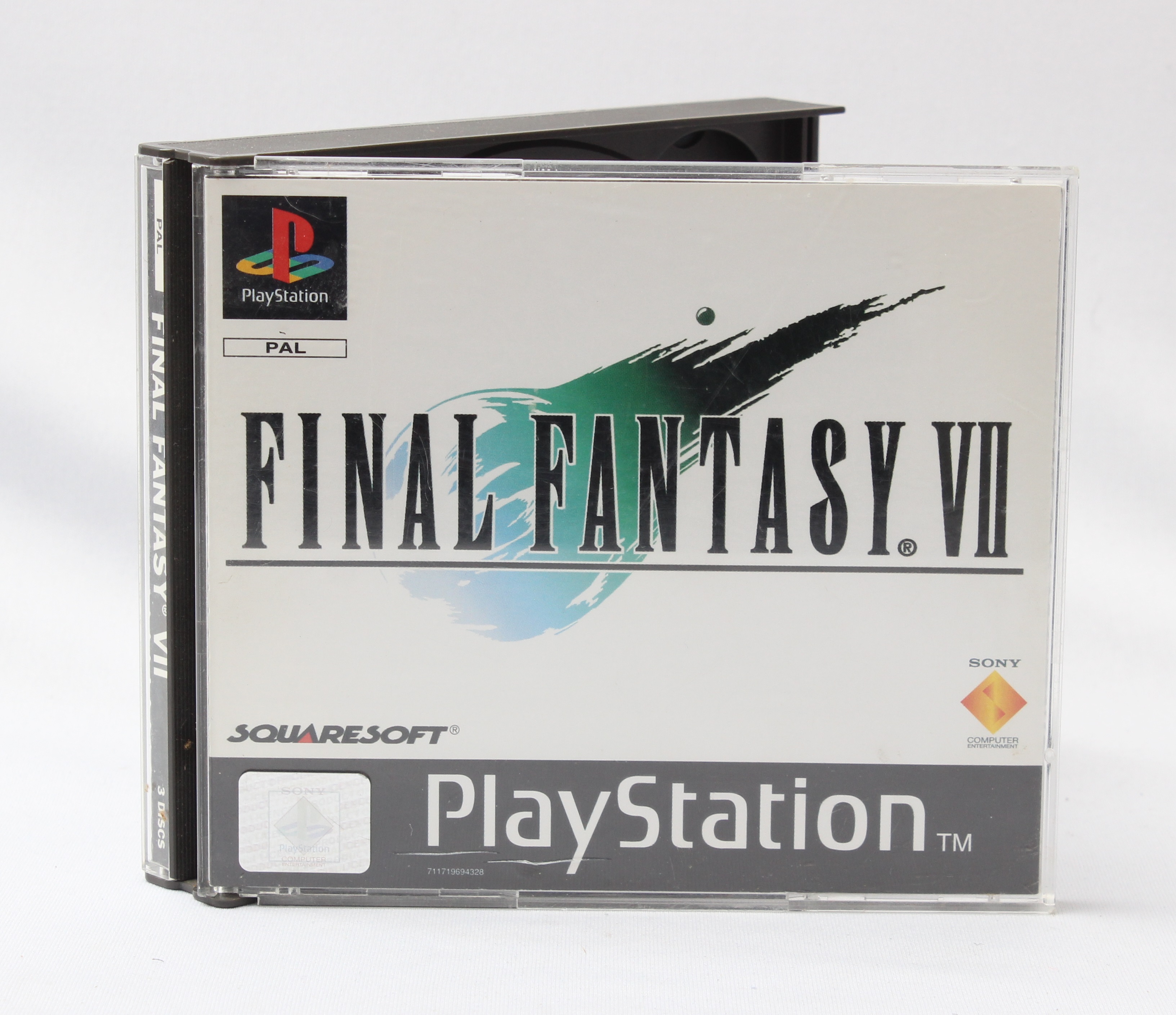 Pre-owned Final Fantasy VII PlayStation Video Game Black Label ...